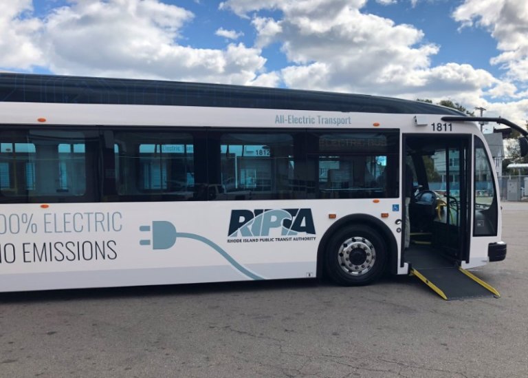 Rhode Island Public Transit Authority Unveils Electric Buses - NGT News