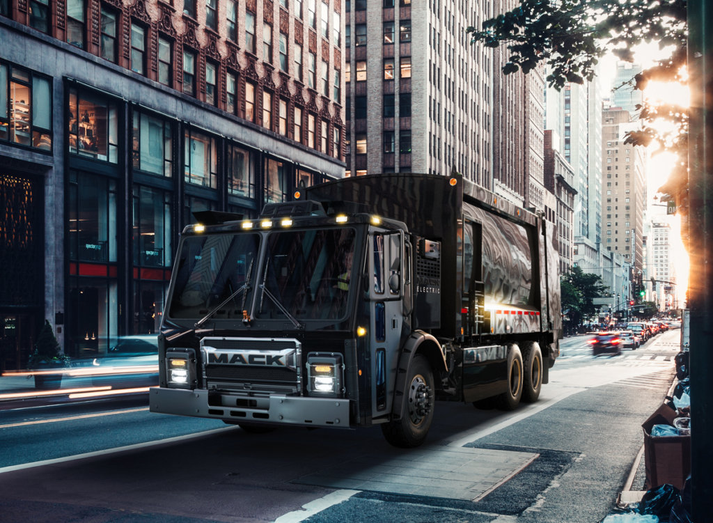 Mack Trucks Unveils Mack LR Electric Model - NGT News