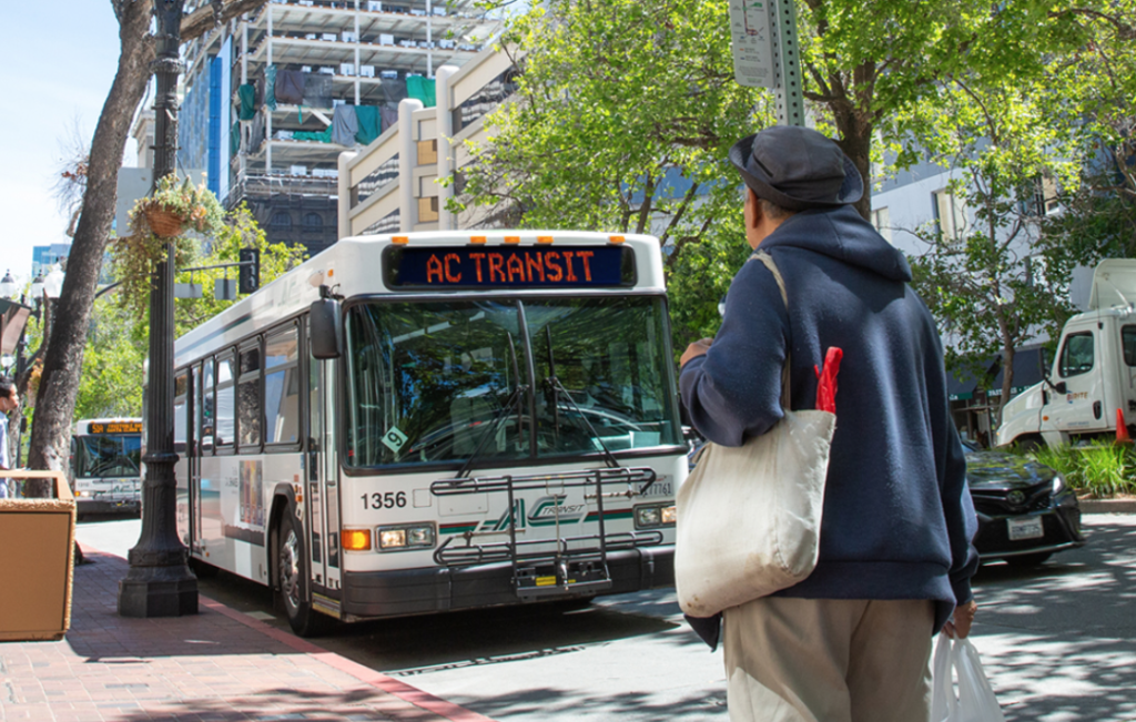 AC Transit Awards New Flyer Fuel Cell-Electric Heavy-Duty Transit Bus ...