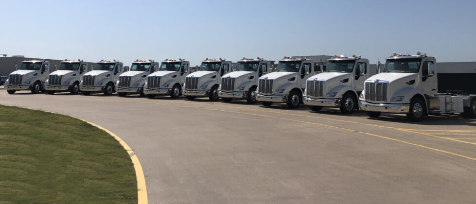 Shippers Transport Express Receives 10 Peterbilt Electric Trucks - NGT News
