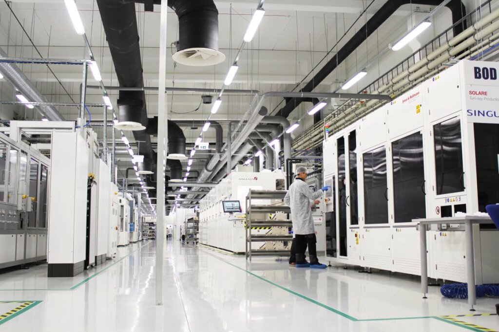 Valoe, Neuber Collaborate on Vehicle-Integrated Photovoltaic System ...