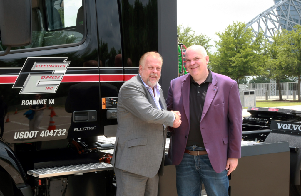 First of 10 Volvo VNR Electric Trucks Arrives at Fleetmaster Express ...