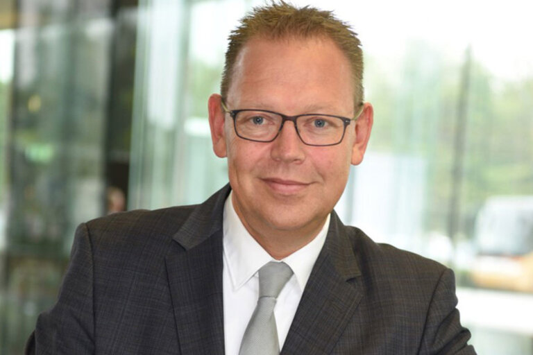 Danfoss to Deploy Fully Electric Heavy-Duty Volvo Trucks - NGT News